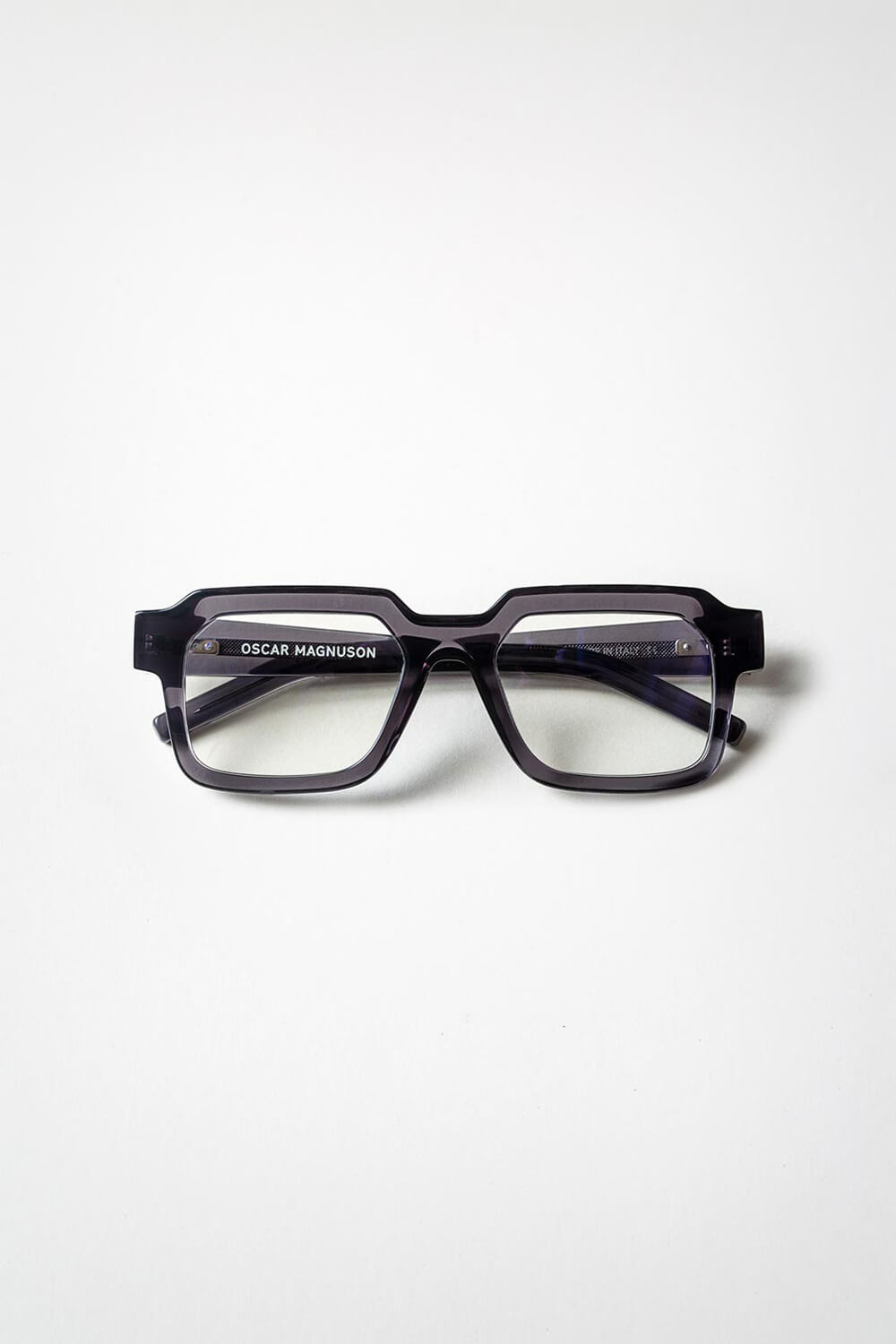 Oscar Magnuson "Travis OM.6" eyeglasses from the OM.6 collection ...